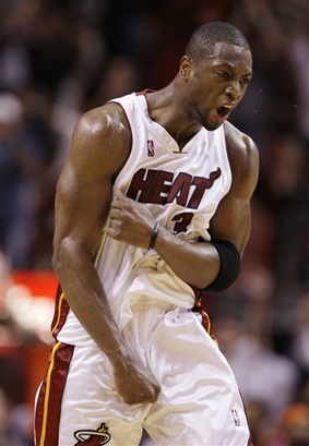 Wade "Flashes" By The Kincks...