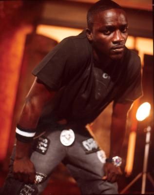 Akon Throws A Kid Off Stage